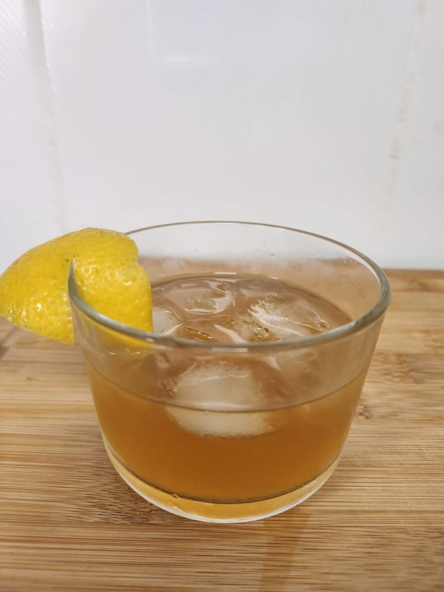 Side Car Cocktail: A Classic Drink for Timeless Moments - ya hungry?