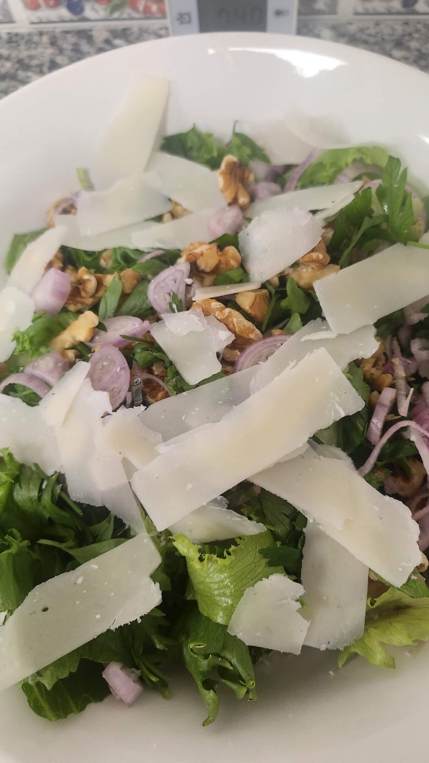 French Bistro Salad Recipe; Delicious and Simple - ya hungry?